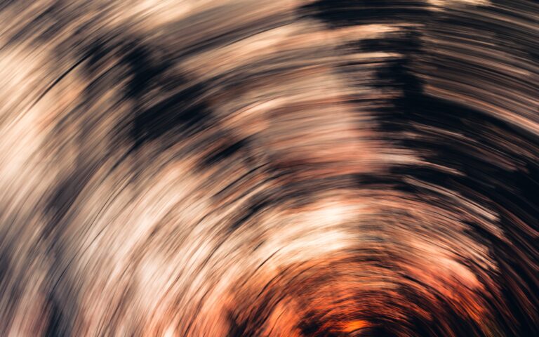 「pivot」の意味と使い方を分かりやすく解説！リアル英語 | K＆M英語クリニック